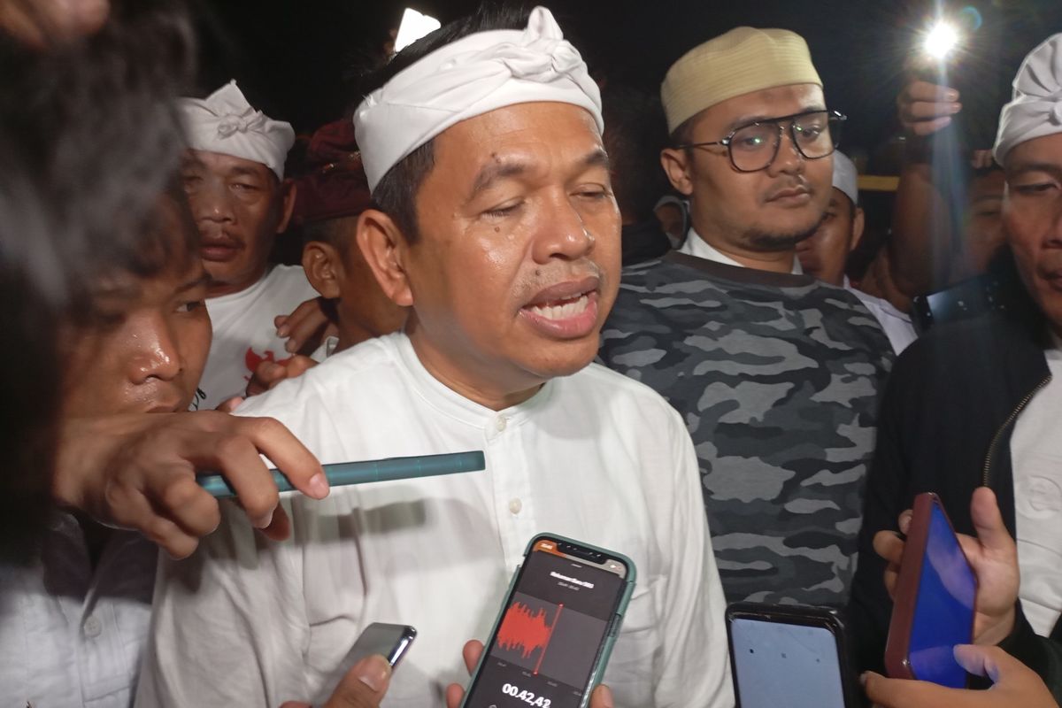 Dedi Mulyadi Janjikan Peningkatan Upah dan Kesejahteraan Tukang Sapu jika Terpilih Jadi Gubernur ...