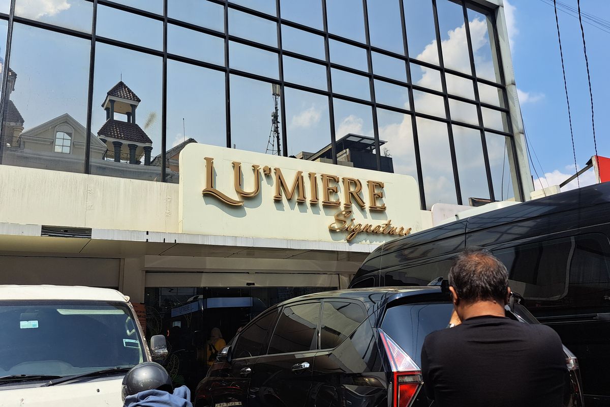 5 Fakta Ashanty Tutup 15 Gerai Toko Kue Lu'miere