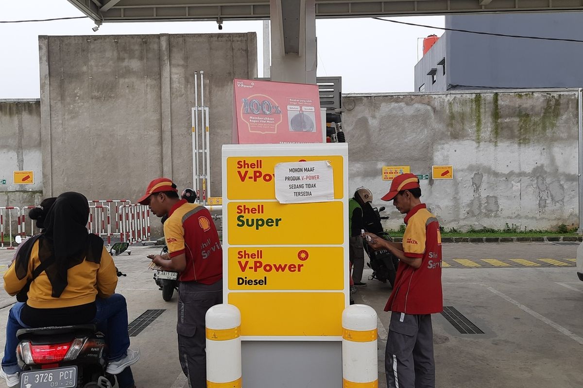 SPBU Shell Cibinong Ramai Pengunjung, Minimarket Belum Beroperasi