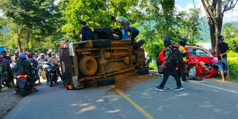 Berita Harian Tabrakan Beruntun Di Jalur Trans Sulawesi Terbaru Hari Ini - Kompas.com
