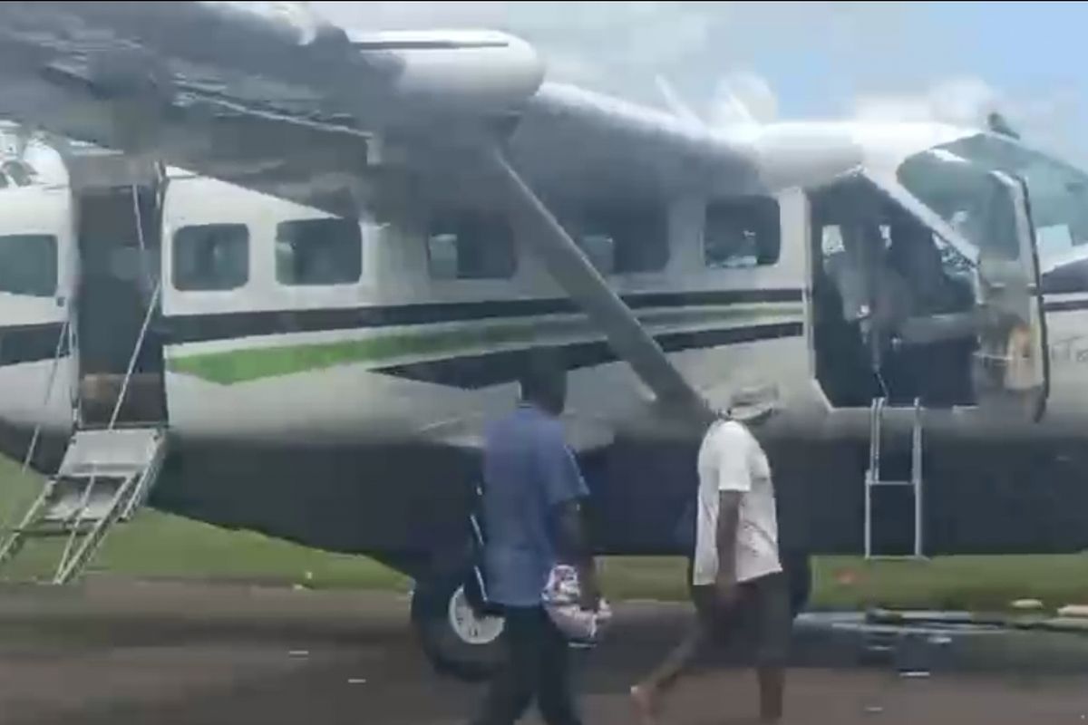 Smart Air Ditembaki KKB, IPI: Risiko yang Tak Seharusnya Dihadapi Pilot ...