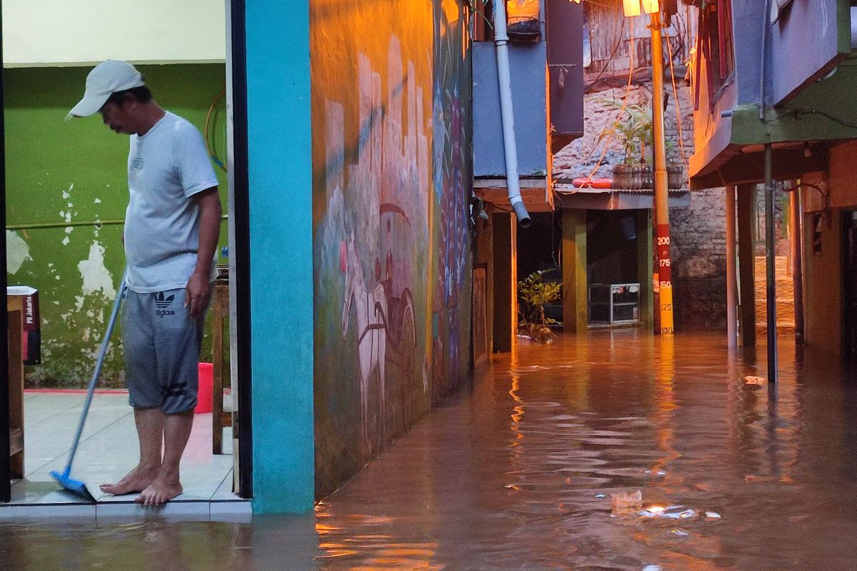 Pemerintah Salurkan Rp 2 Miliar untuk Korban Banjir Jakarta, tapi dalam ...