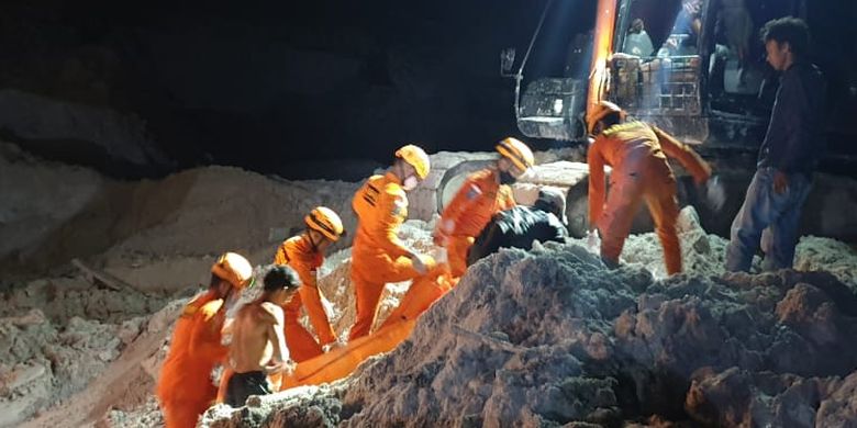Deaths of Six Miners Highlight Unsafe Mining Practices in Indonesia
