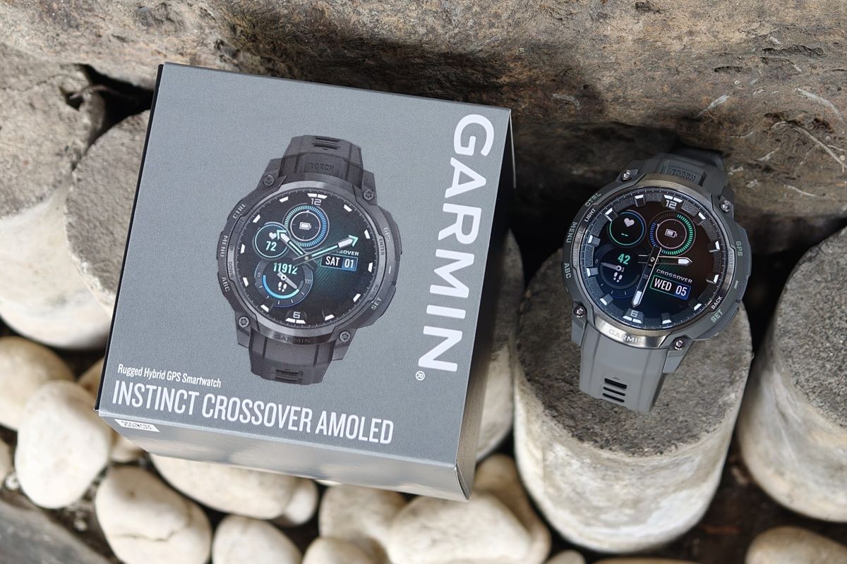 Kesan Awal Pakai Smartwatch Garmin Instinct Crossover AMOLED, Jam ...