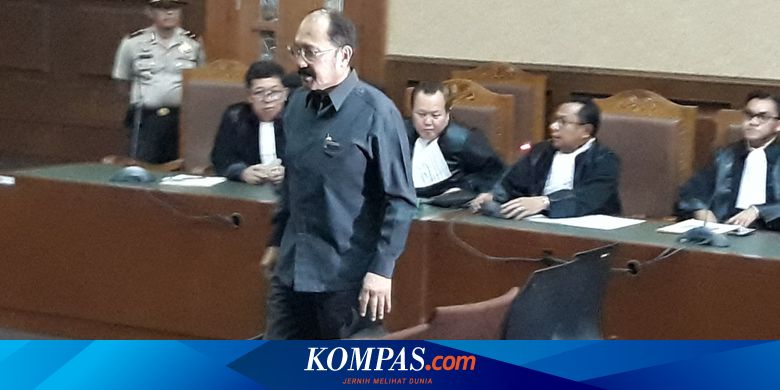 Hakim Terpaksa Ketuk Palu Saat Fredrich Tak Mau Berhenti Bicara