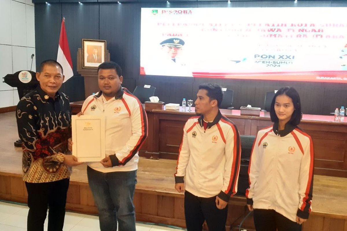 Solo Lepas 77 Atlet ke PON XXI, Walkot Teguh Optimis Raih Prestasi ...