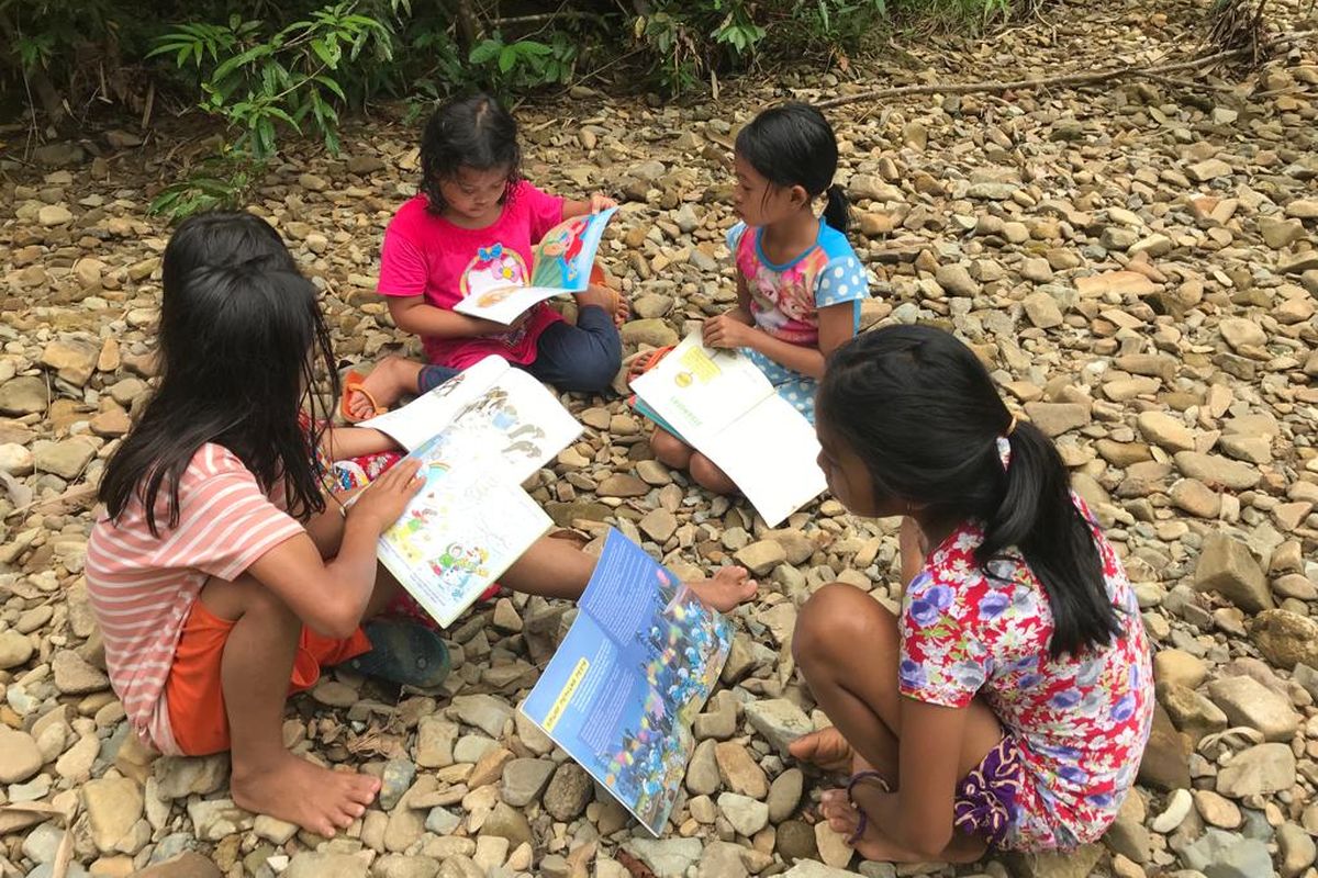 Cerita Sekolah Adat di Kalimantan, Lahirkan Ahli Waris Budaya ...