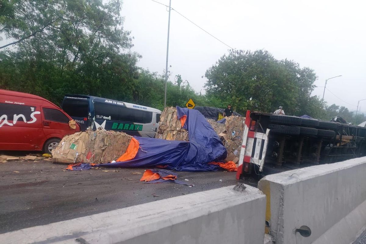 Fakta Terbaru Kecelakaan Tol Cipularang, Sopir Baru Kerja 4 Bulan hingga Kemenhub Lakukan Sidak