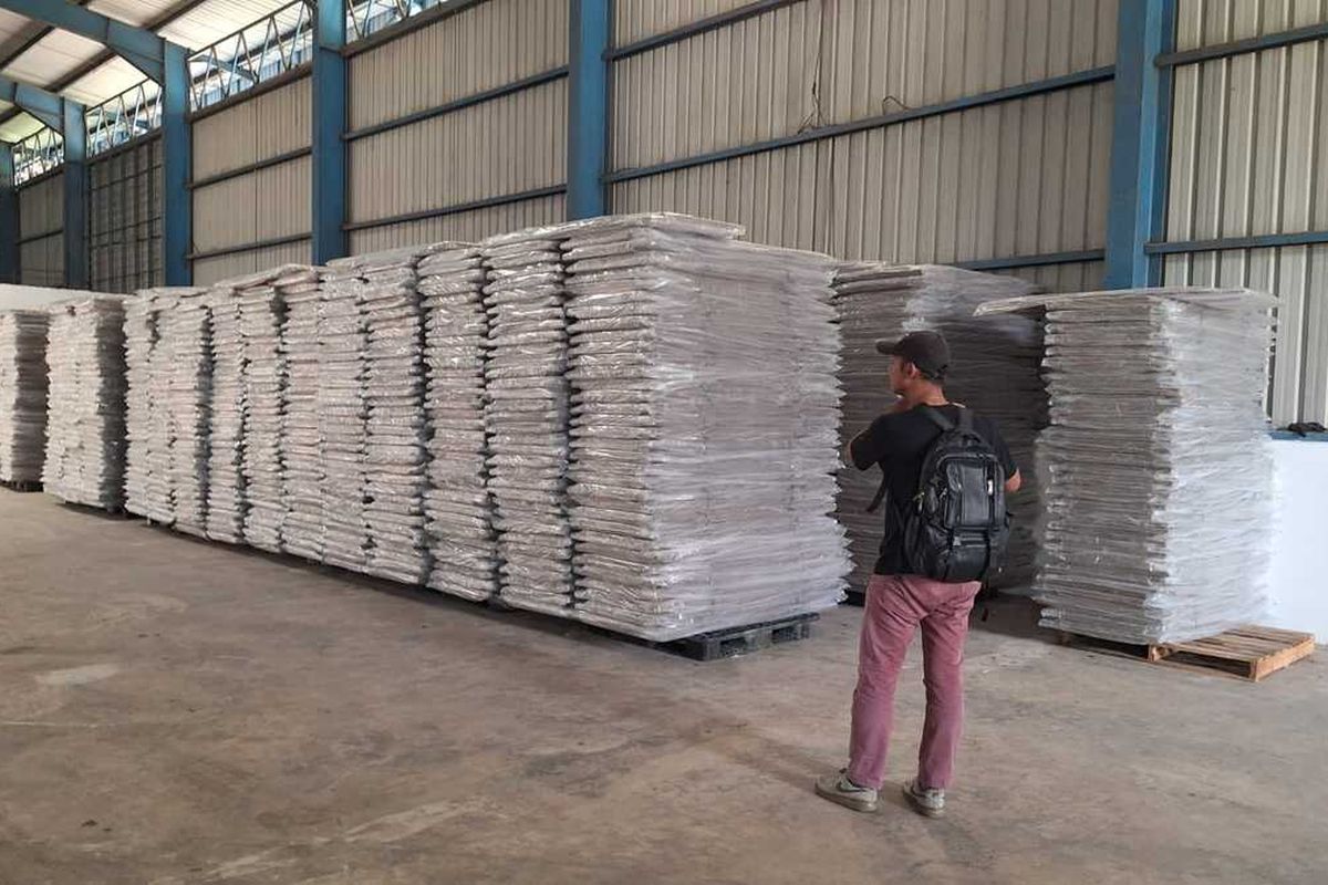 KPU Batam Kembali Terima 311.337 Lembar Segel Kertas Pemilu 2024