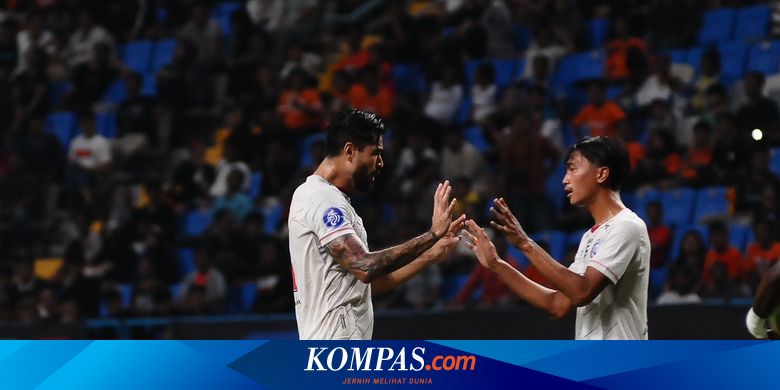 Arema Tinggalkan Zona Degradasi, Singo Edan Diminta Tak Euforia