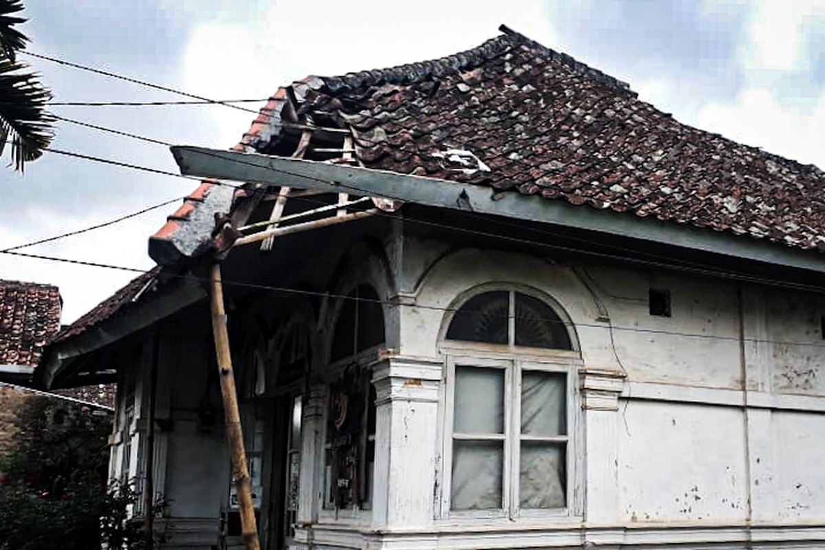 Ambruknya Markas Pejuang Revolusi di Bandung Barat, Bangunan Heritage ...