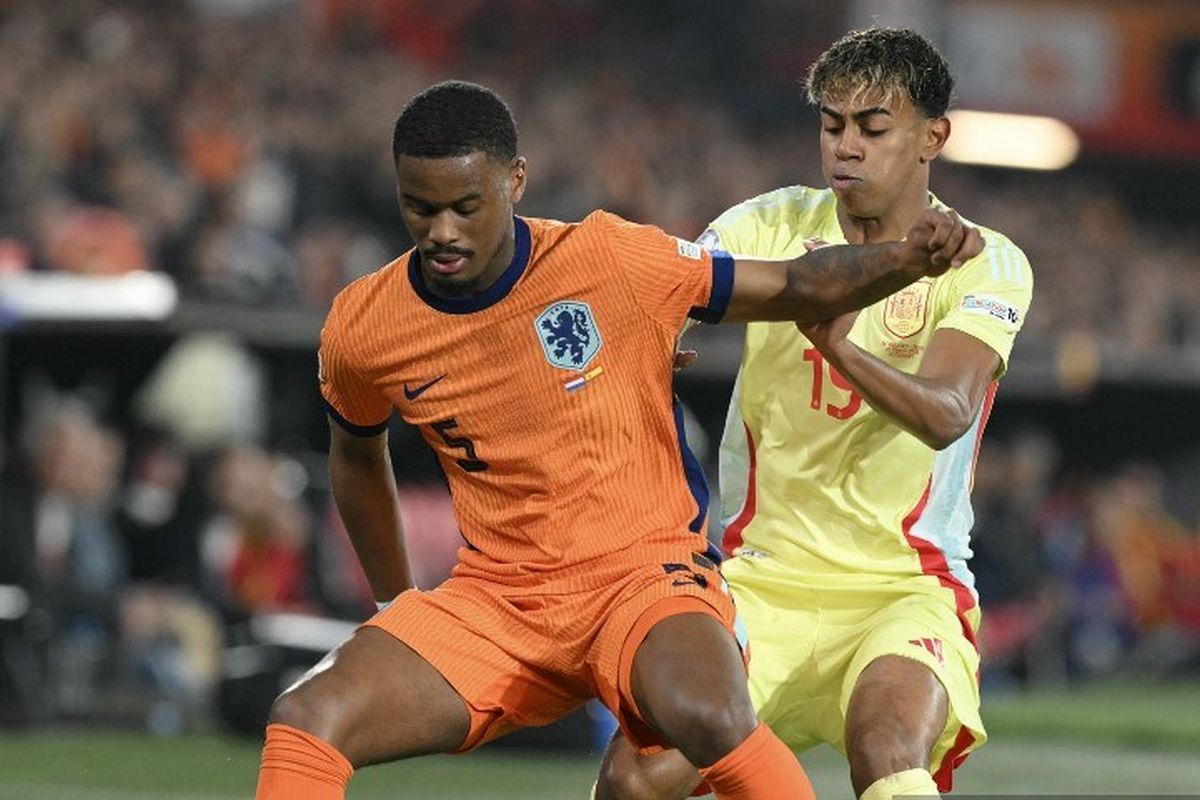 Chelsea Resmi Rekrut Jorrel Hato dari Ajax