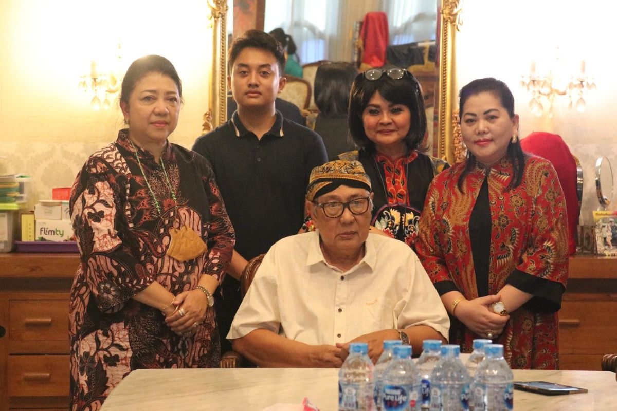 10 Tahun Berkonflik, 2 Kubu Keraton Solo Akhirnya Bertemu