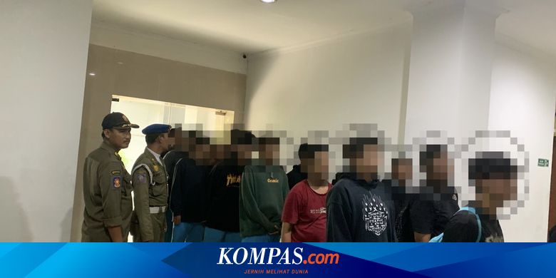 Satpol PP Tangkap 21 Anak Berseragam SMA di Surabaya yang Pesta Miras