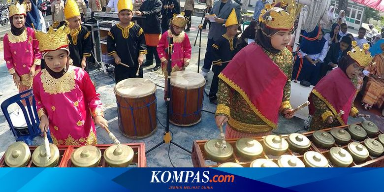 Alat Musik Talempong dari Minangkabau: Cara Memainkan, Fungsi, dan Keunikan