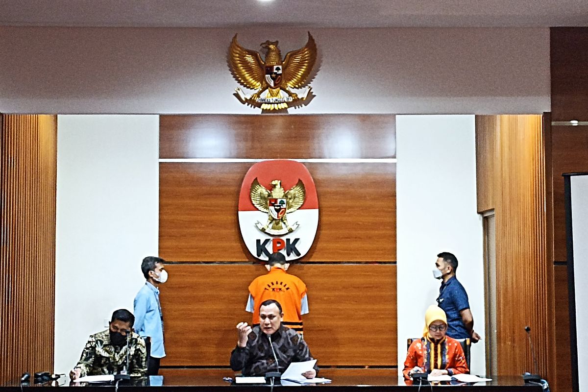 Kepala Kanwil BPN Riau M Syahrir Diduga Terima Suap Rp 1,2 Miliar ...