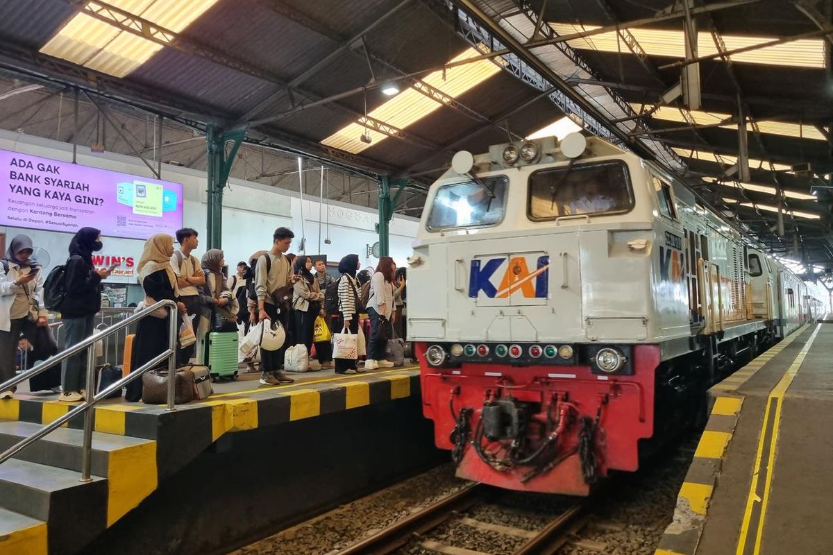 Catat, Ini Jadwal Pemesanan Tiket Kereta Lebaran 2025 Catat, Ini Jadwal Pemesanan Tiket Kereta Lebaran 2025