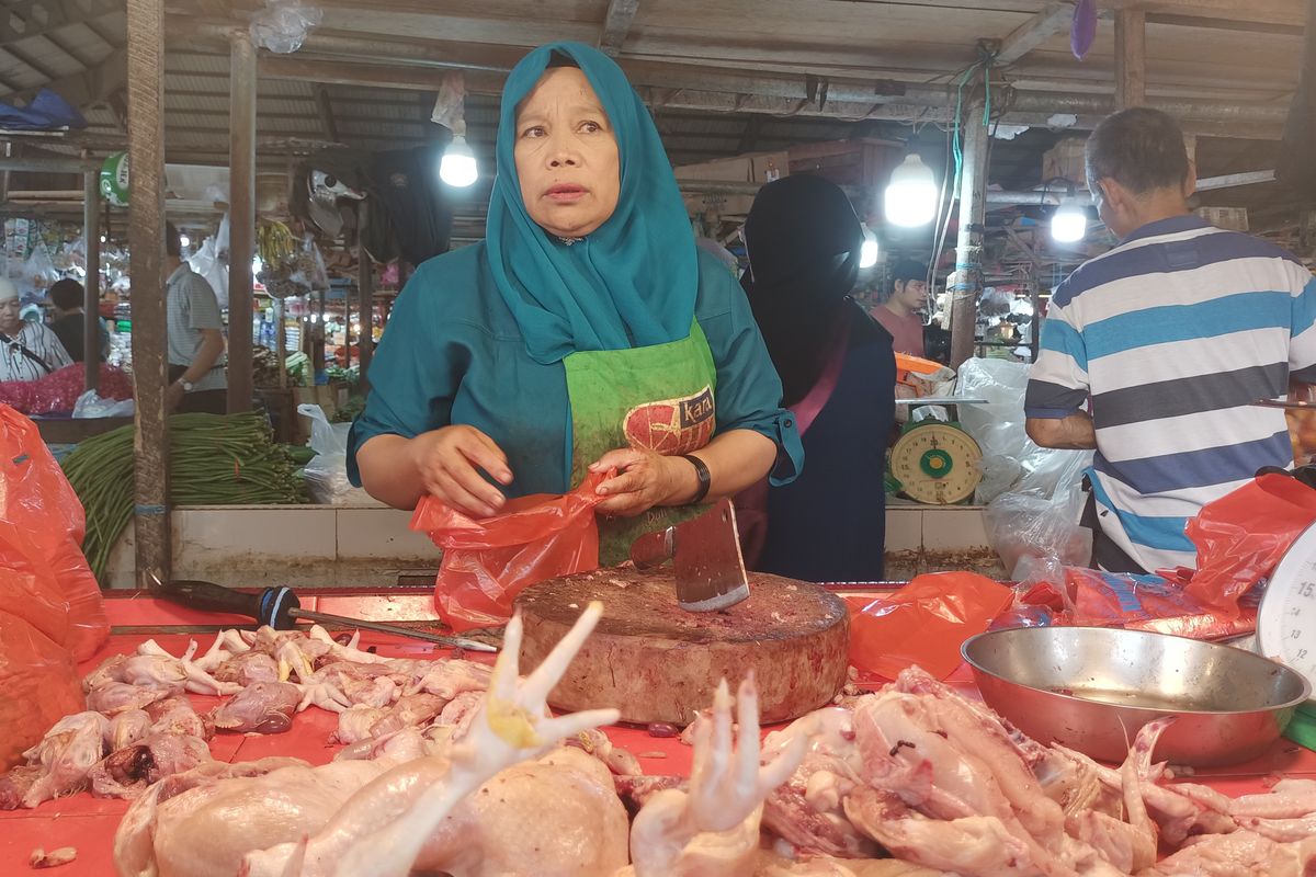 Update Harga di Jambi: Ayam Potong Naik Jadi Rp 38,000, Cabai Merah Turun