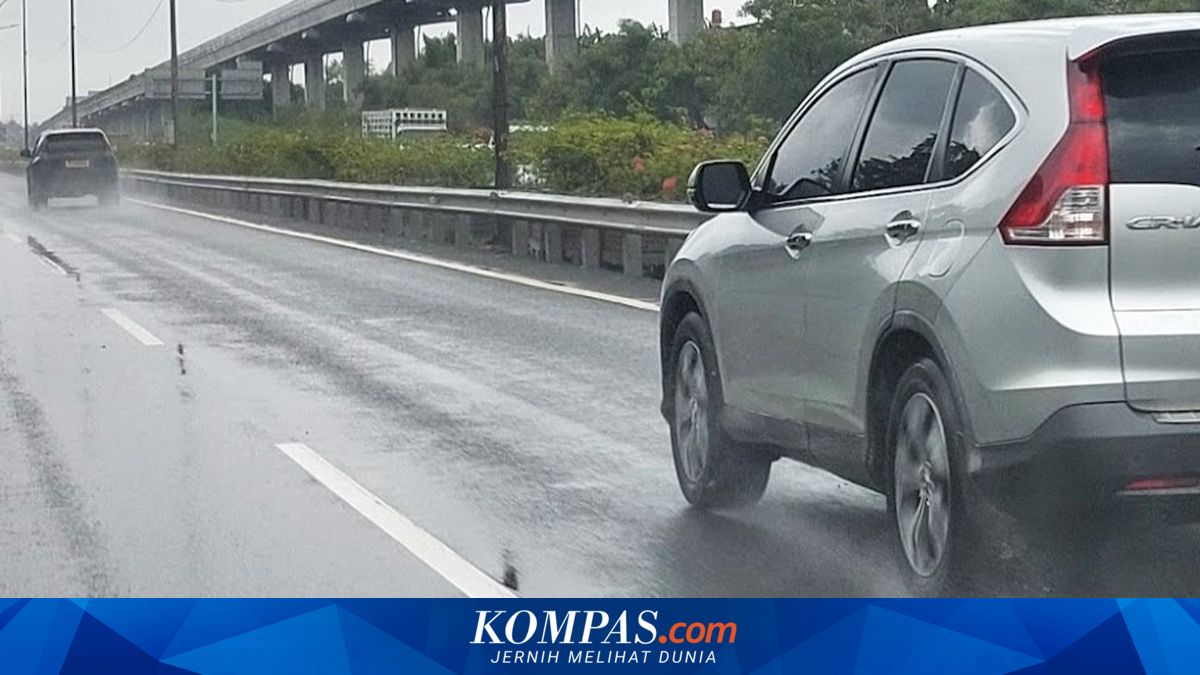 Sering Hujan Jangan Pakai Ban Botak, Cek Harga Ban Mobil Juni 2025