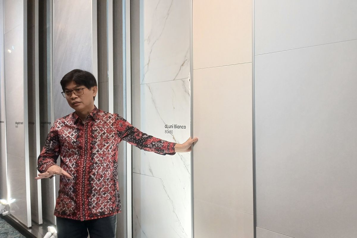 Roman Luncurkan Produk Ubin Granit Baru, Tampilkan Efek Kristal