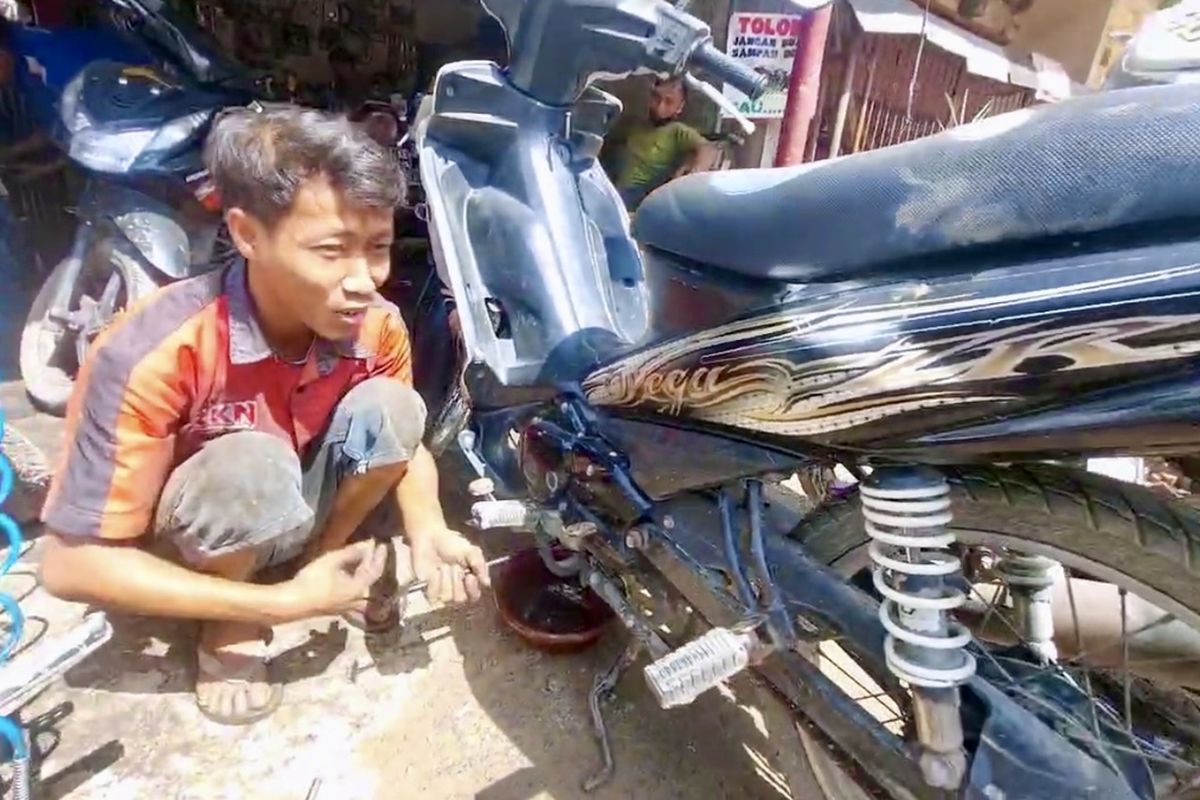 Puluhan Motor Warga Rusak Terendam Banjir di Bandar Lampung, Bengkel ...