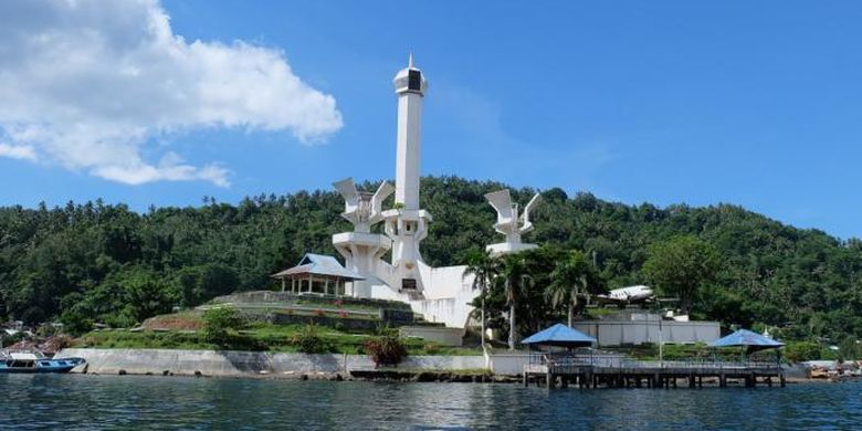 Berita Harian Karakteristik Tugu Trikora Terbaru Hari Ini - Kompas.com