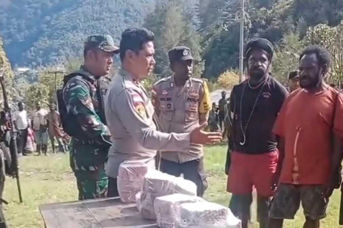 Aparat TNI-Polri di Puncak Papua Diduga Meminta Jatah Dana Kampung ...