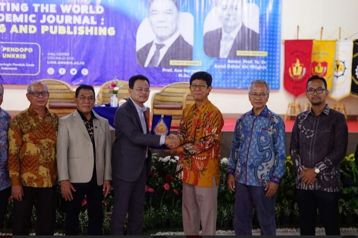 Unkris dan UTM Gelar Seminar Internasional untuk Tingkatkan Kualitas Jurnal Ilmiah