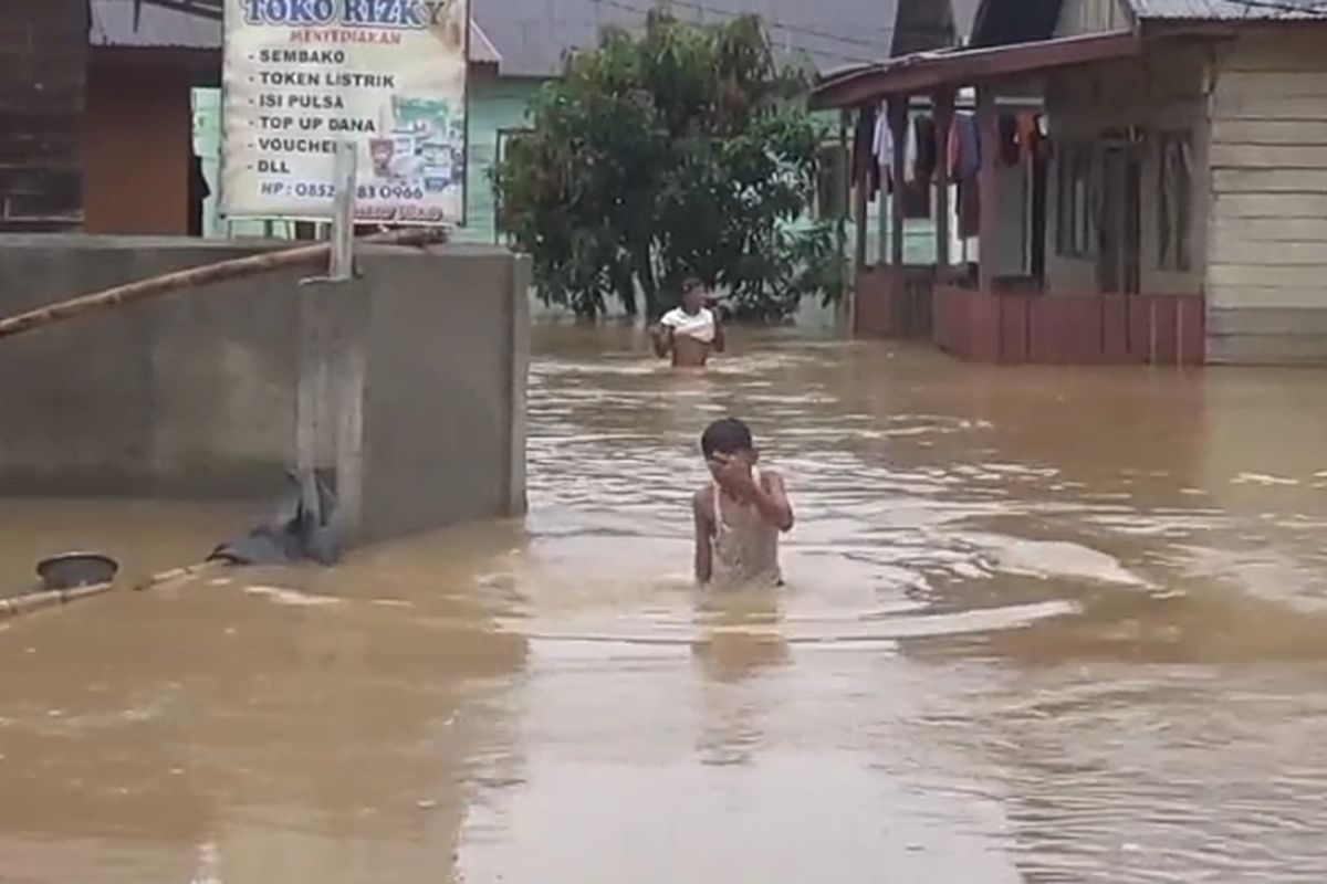Warga Kota Jambi Kembali Kebanjiran, Harap Pemerintah Penuhi Janji Perlebar Sungai