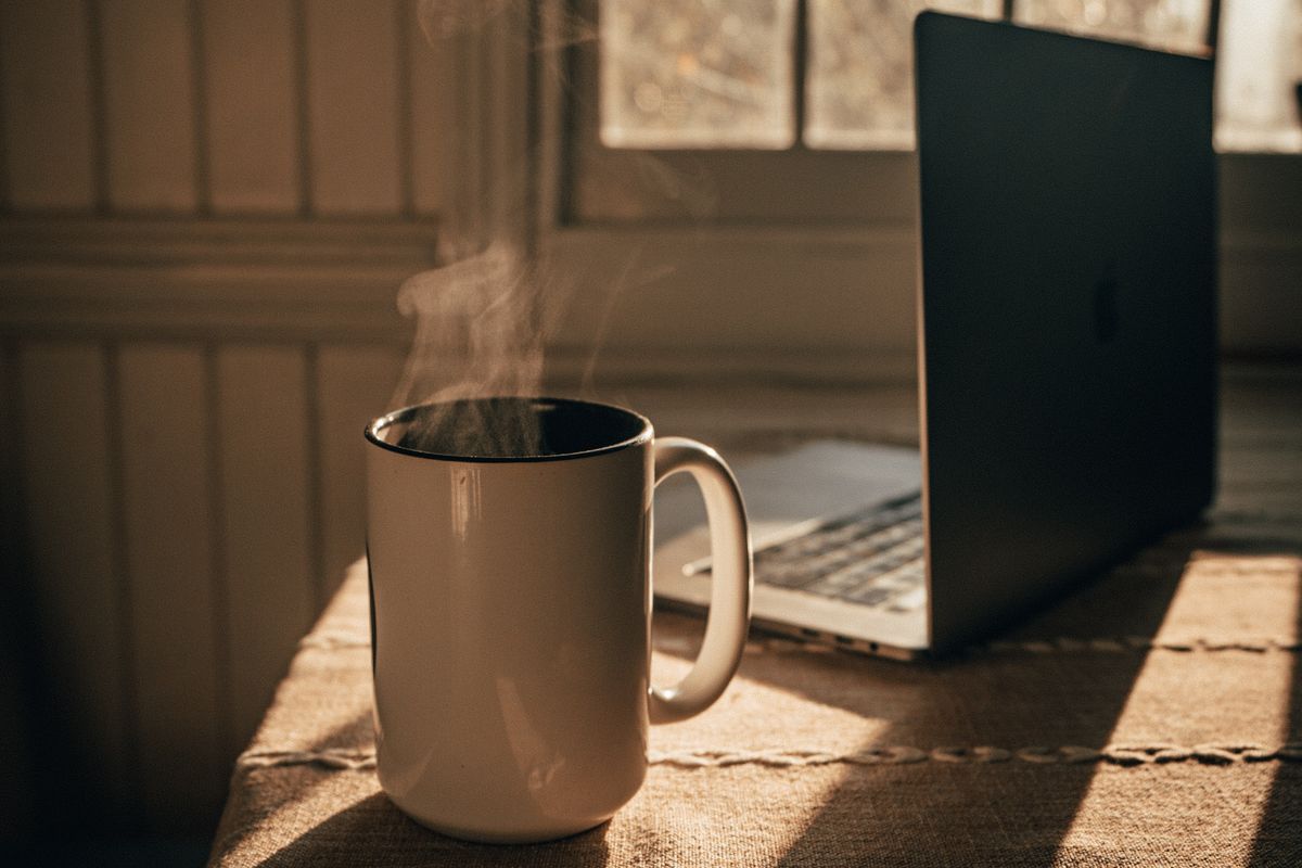 Sehat Mana Kopi Pagi atau Kopi Sore? Ini Kata Pakar