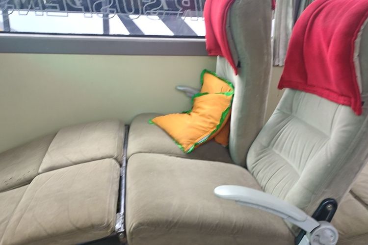 Ini Rasanya Naik Bus PO Mulyo Indah dengan Kursi Double Leg Rest