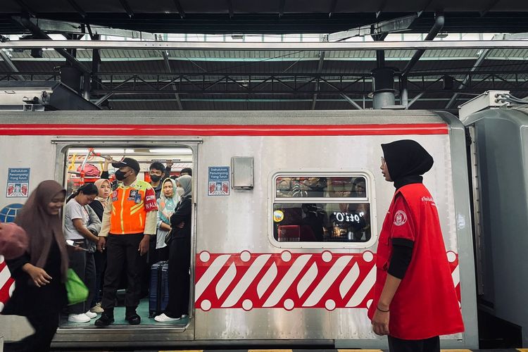 Foto : Jadwal KRL Jogja-Solo Hari Ini 5 Desember 2025 Lengkap dari Pagi sampai Malam