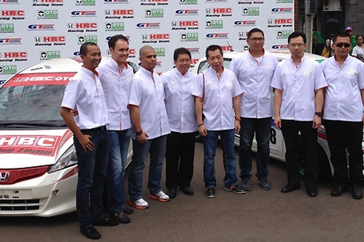 Oto Multiartha Sponsori Honda Bandung Center