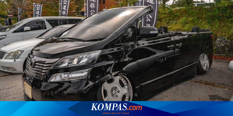 Modifikasi Ekstrem Toyota Vellfire Bergaya Stance dengan Atap Terbuka