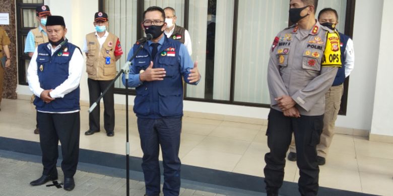 West Java Governor Urge Delay in Travel to Puncak Area