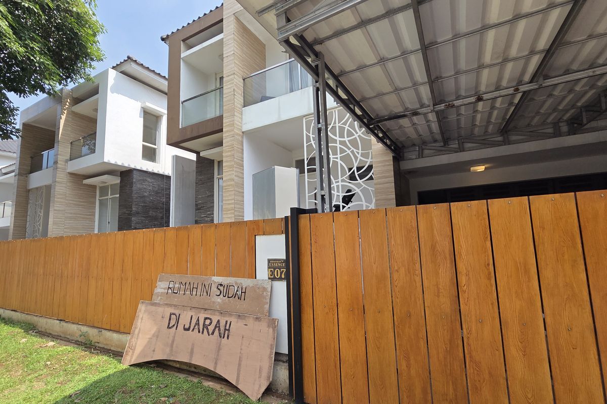 Rumah Nafa Urbach Didatangi Massa Pagi ini