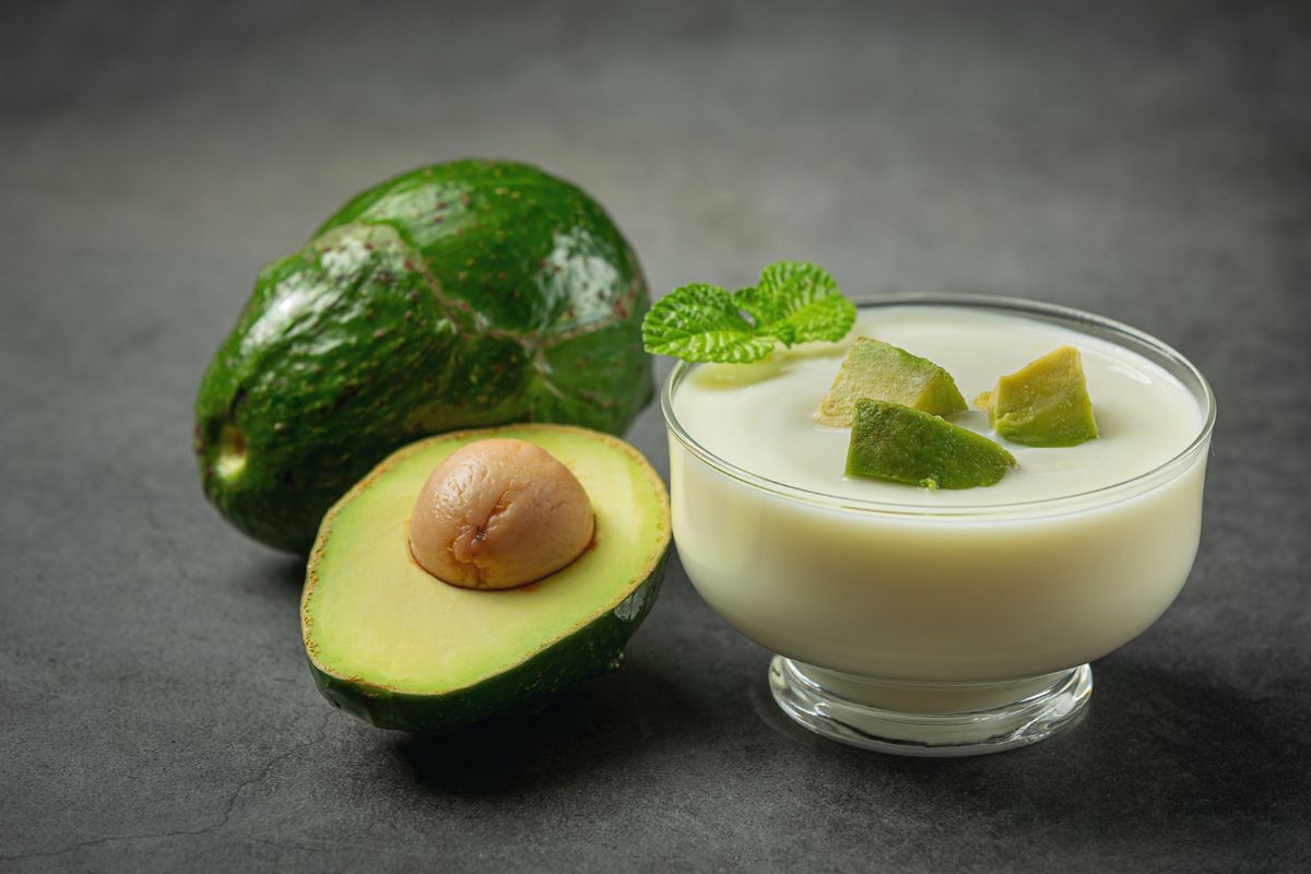 Resep Es Alpukat Timun Suri, Menu Buka Puasa yang Segar Resep Es Alpukat Timun Suri, Menu Buka Puasa yang Segar