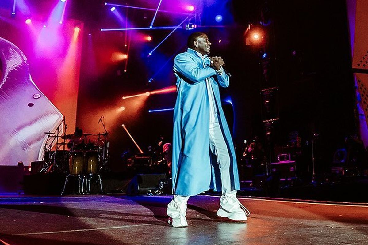 Lirik dan Chord Lagu Troublemaker - Akon feat. Sweet Rush Halaman all ...