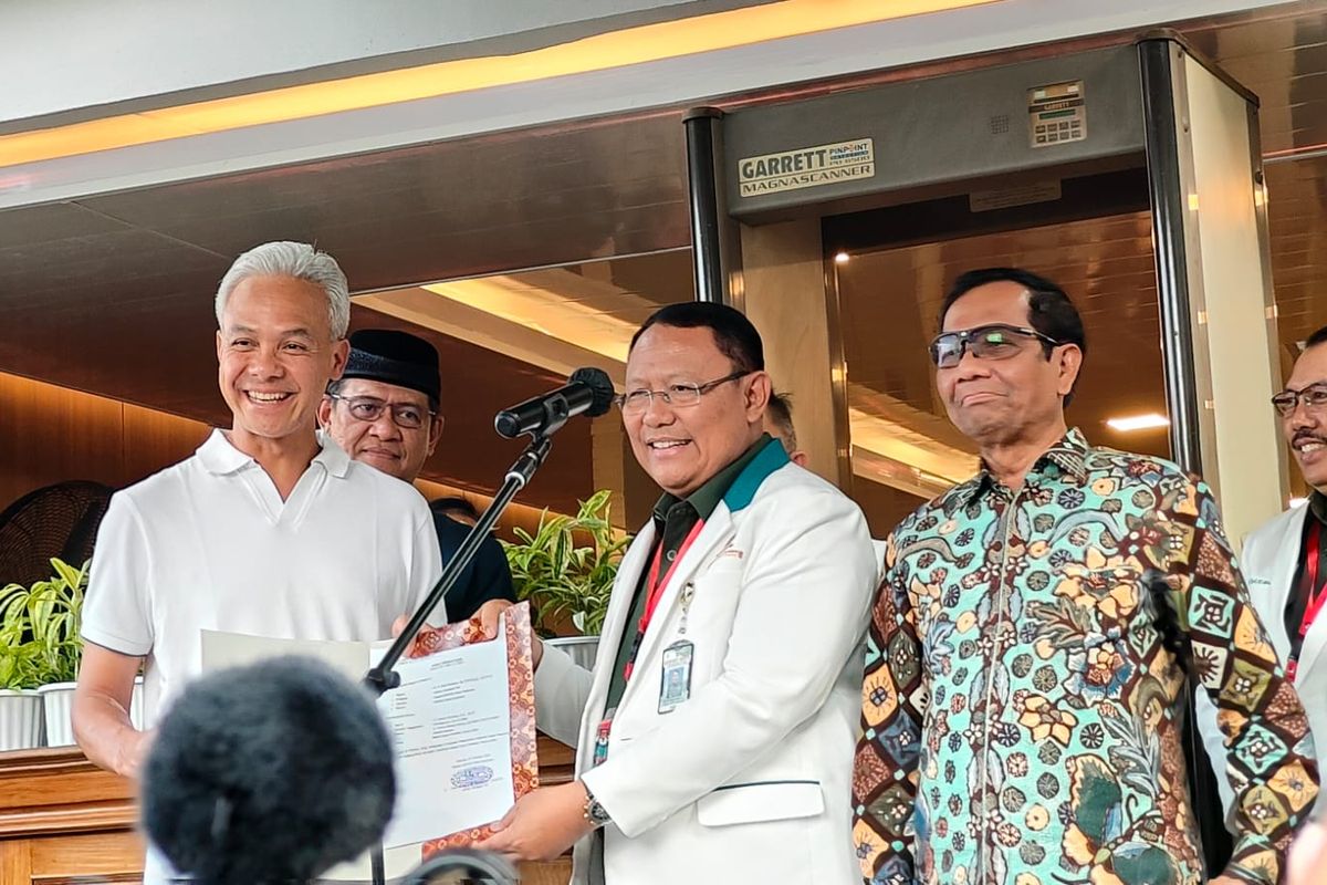 Ganjar-Mahfud Jalani Tes Kesehatan 9 Jam, RSPAD Bakal Serahkan Hasilnya ...