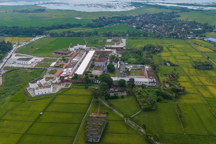 Foto : Fort Willem 1 Kini Jadi Wisata Malam di Ambarawa