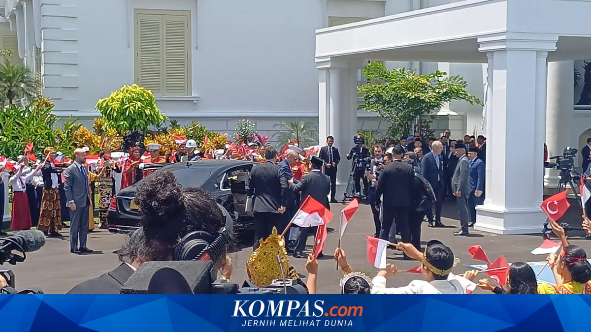Mercedes-Maybach S600 Guard yang Dipakai Erdogan Model Setir Kiri