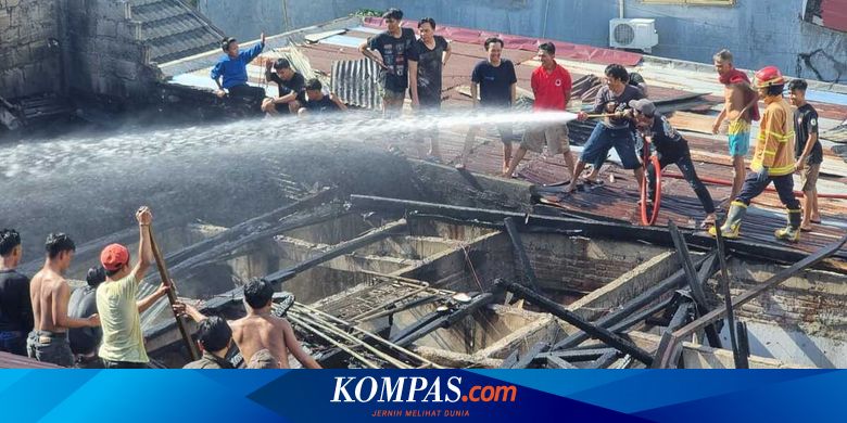 Ditinggal Ziarah Kubur, 1 Unit Rumah di Makassar Hangus Terbakar
