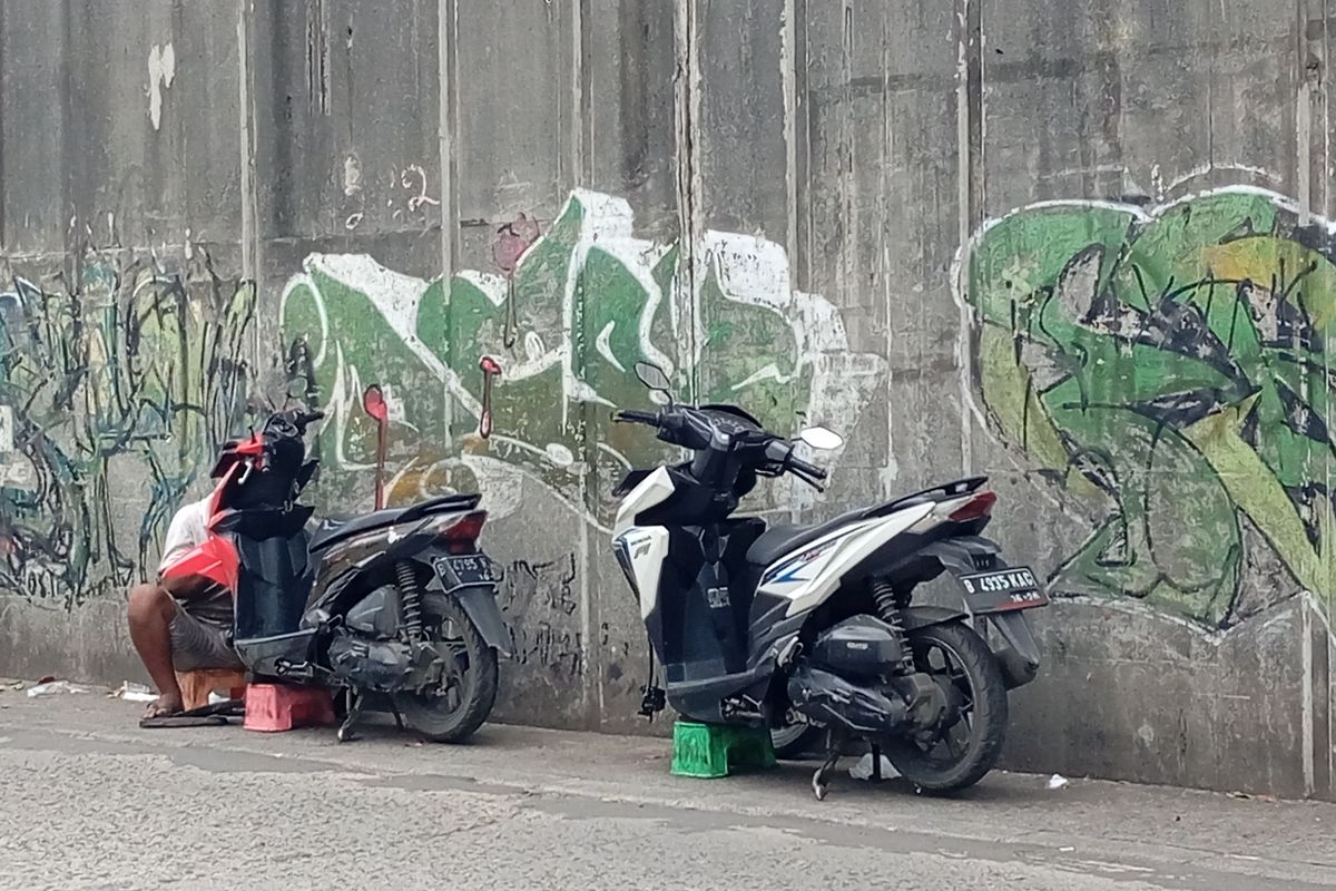 Efek Suspensi Rusak Terhadap Keausan Ban Motor