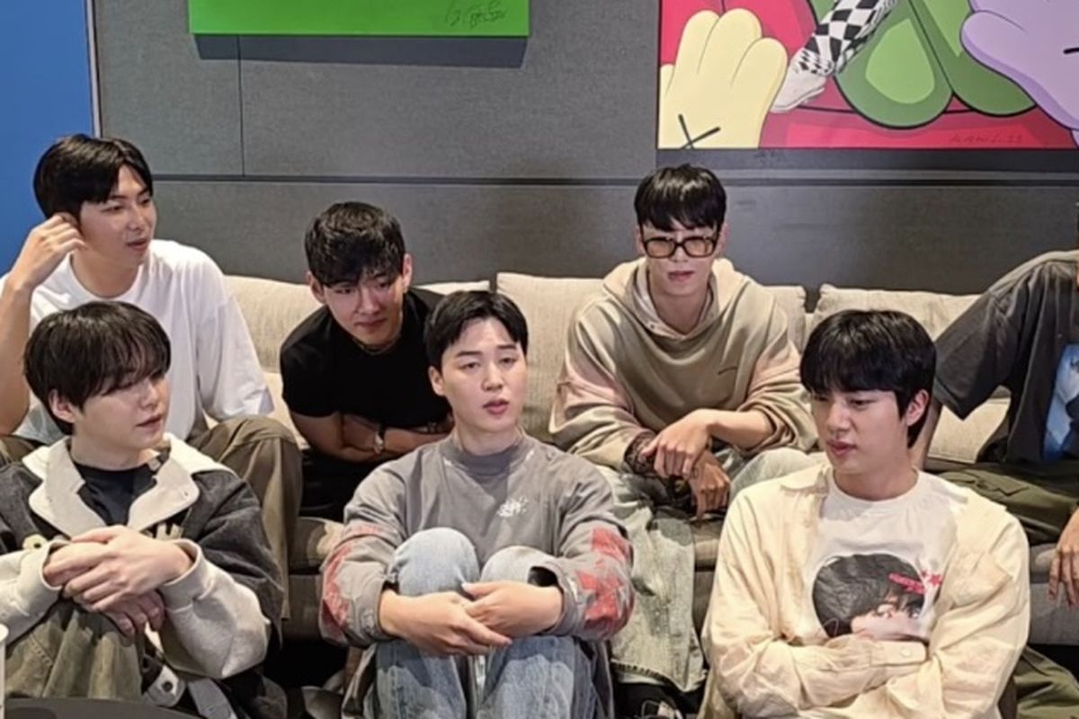 BTS Cetak Rekor Baru, Album Live Masuk Top 10 Billboard 200