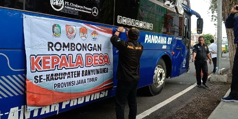 Berita Terkini Harian 150 Kades Di Banyuwangi Unjuk Rasa Ke Jakarta ... Berita Terkini Harian 150 Kades Di Banyuwangi Unjuk Rasa Ke Jakarta ...