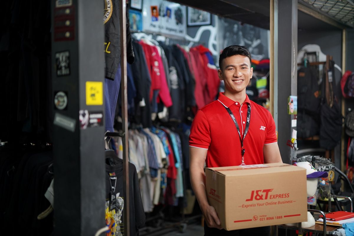Spesial Natal dan Tahun Baru, J&T Express Hadirkan Program Khusus bagi ...
