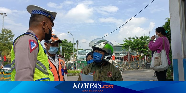 Hari Kedua Operasi Zebra di Bekasi, Pengendara Motor Tak Pakai Helm ...