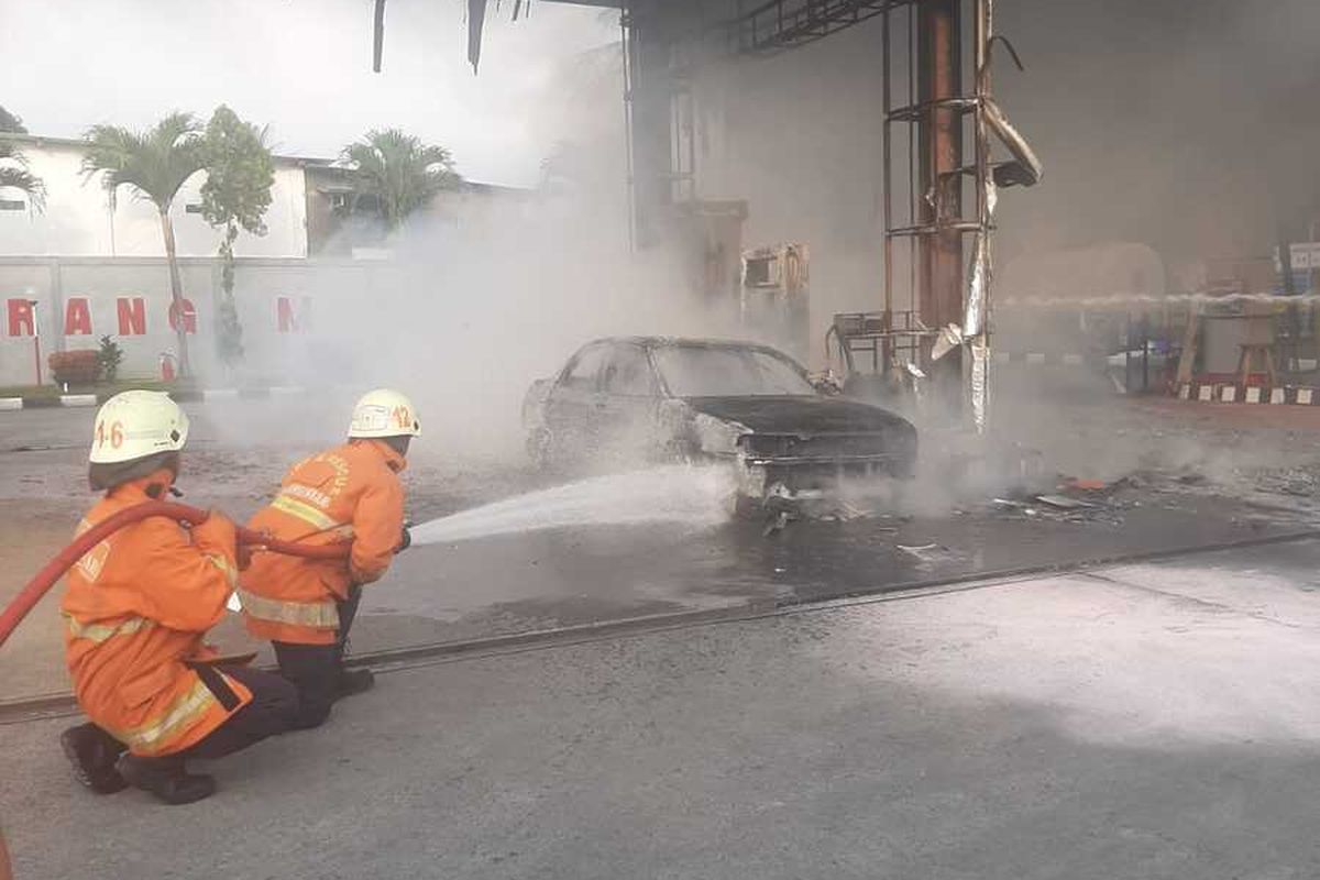 SPBU di Karanganyar Terbakar, Awalnya Muncul Percikan Api dari Mobil