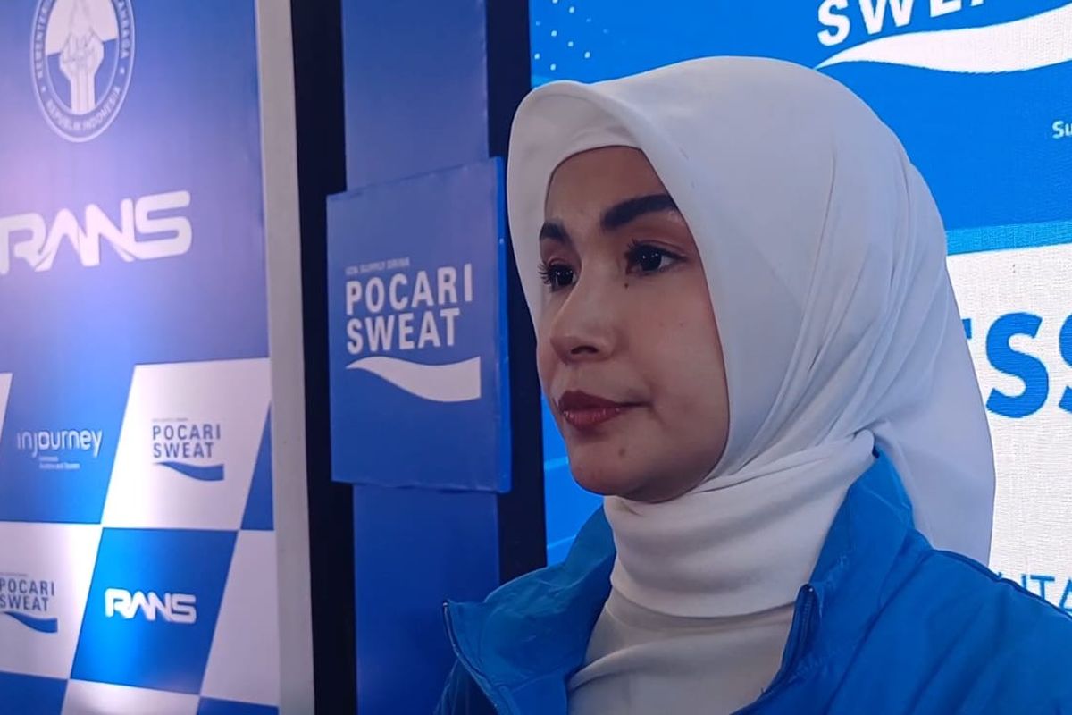 Fotonya Shalat di Pinggir Jalan Saat Maraton di Singapura Viral, Soraya Larasati Beri Penjelasan