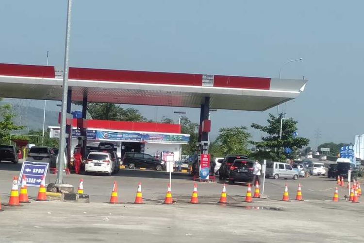 Pemudik Dilarang Istirahat di Bahu Jalan, Ini Rest Area di Tol Semarang ...